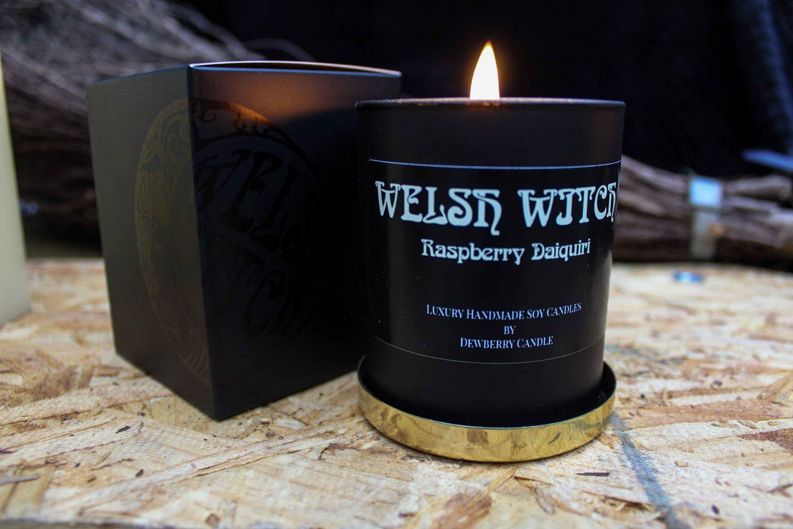 Welsh Witch Raspberry Daiquiri Candle 20cl - WILD MOON